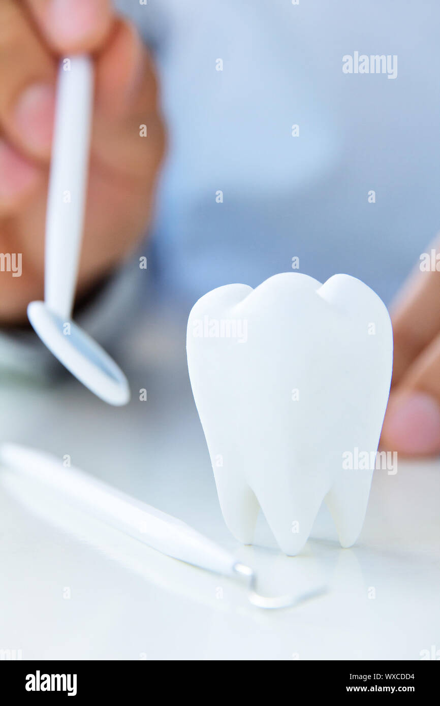 Tooth Fingers Dentist High Resolution Stock Photography and Images - Alamy