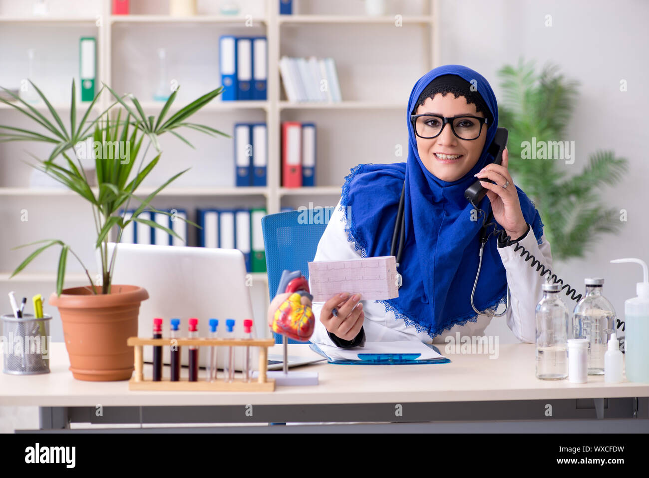 Female doctor in hijab working in the hospital Stock Photo - Alamy