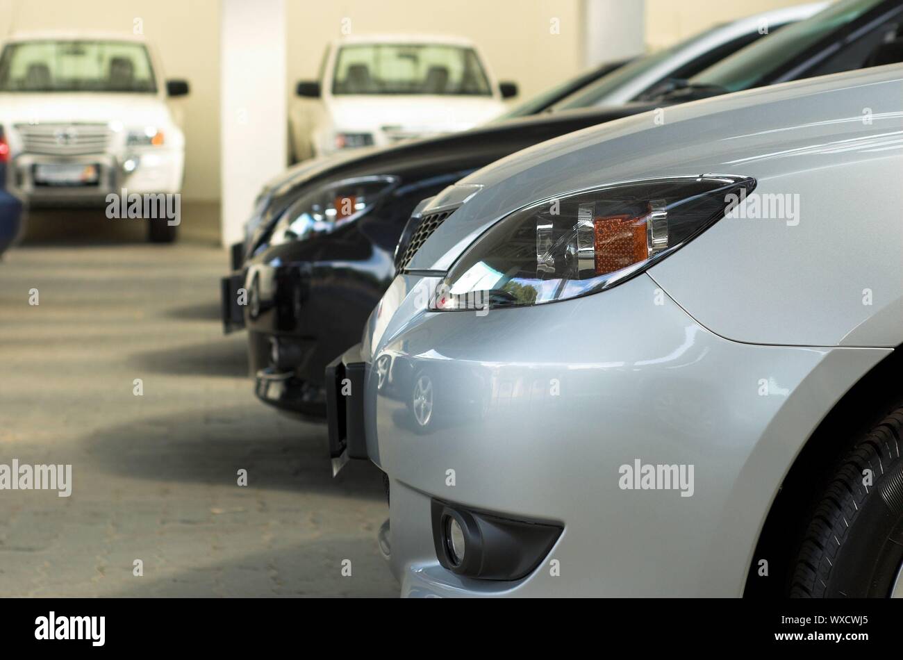 Row of cars Stock Photo - Alamy