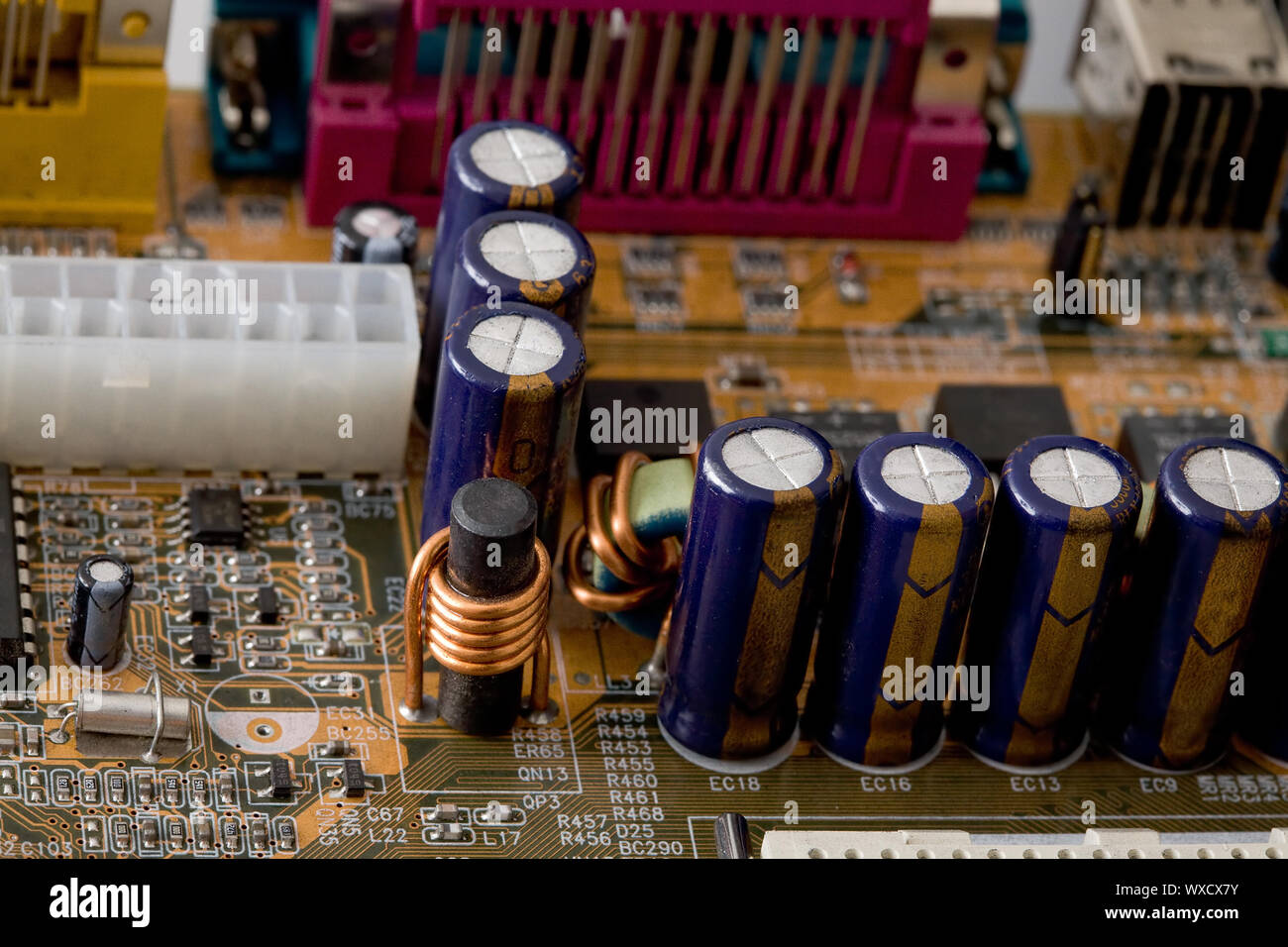 Electric cells circuit hi-res stock photography and images - Alamy