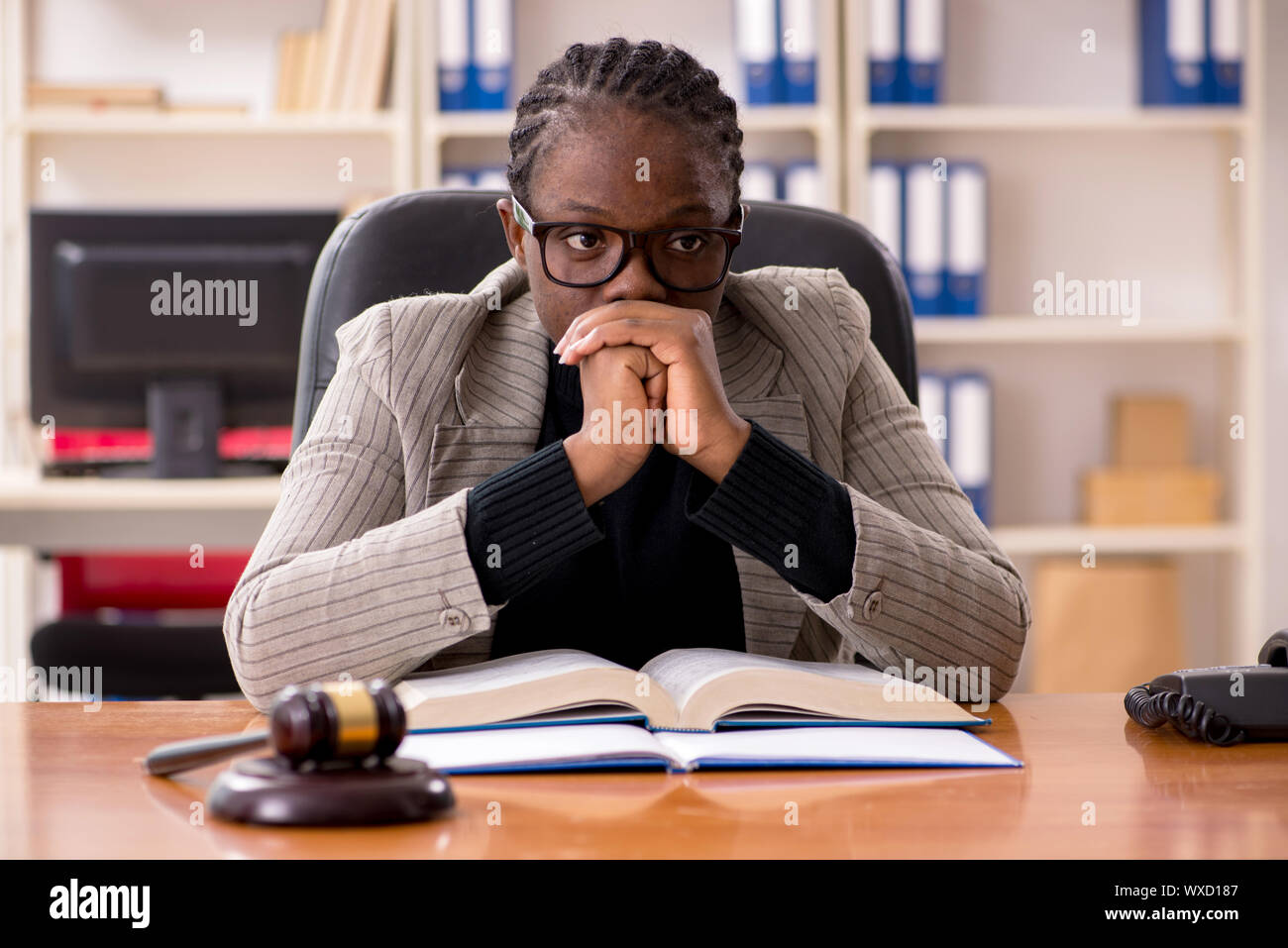 Black female lawyer in courthouse Stock Photo - Alamy