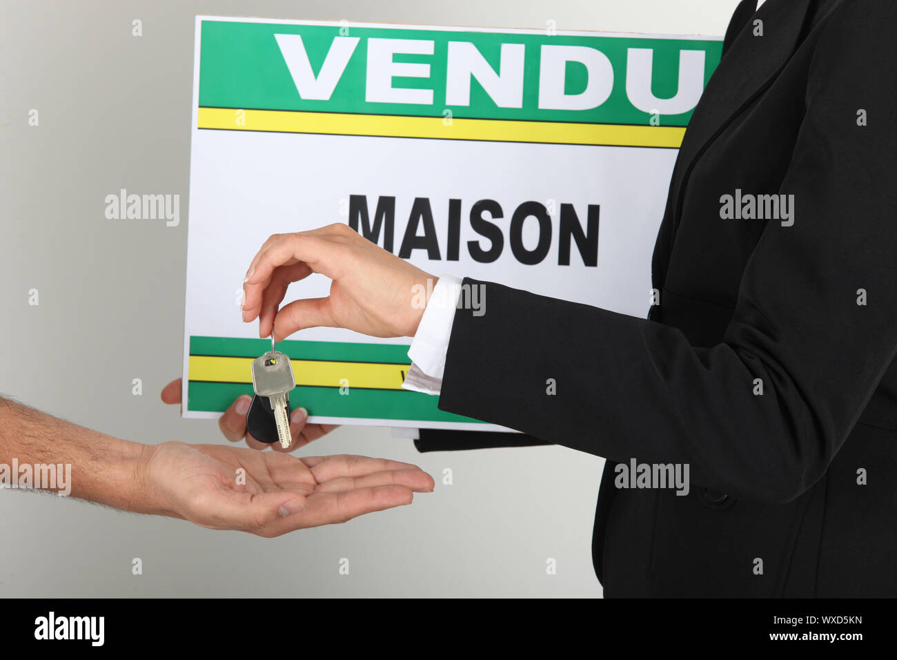 French Vendu Sold Sign High Resolution Stock Photography and Images - Alamy