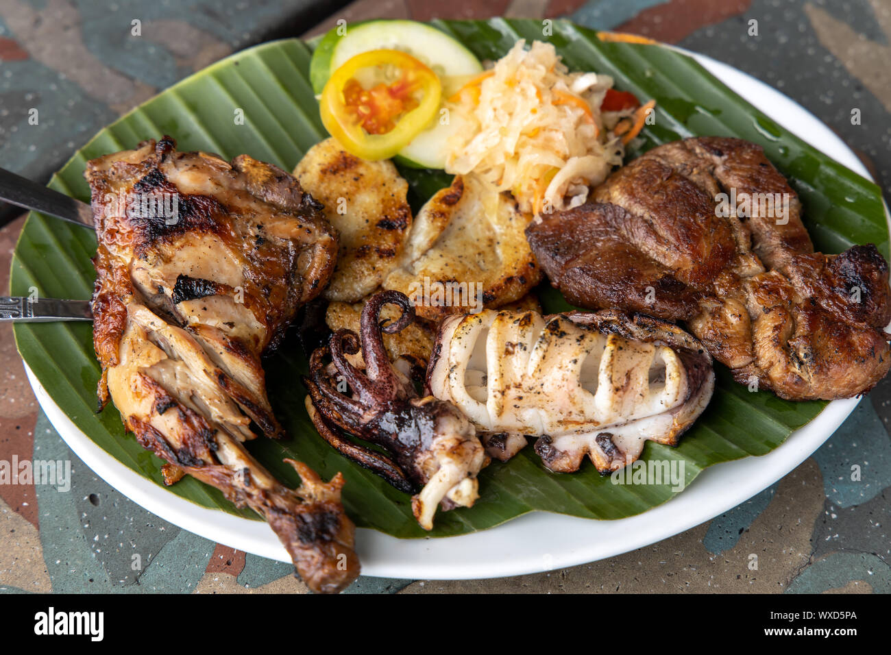 Philippines food barbecue chicken hi-res stock photography and images ...