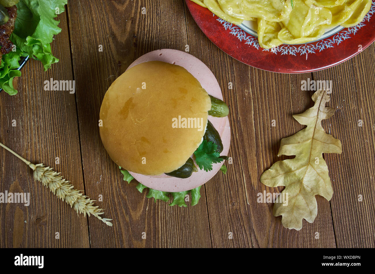 Wurstsemmel hi-res stock photography and images - Alamy