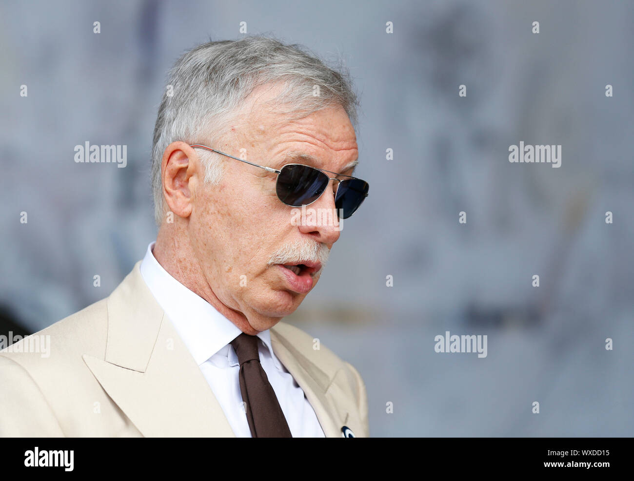 Kroenke rams hi-res stock photography and images - Alamy
