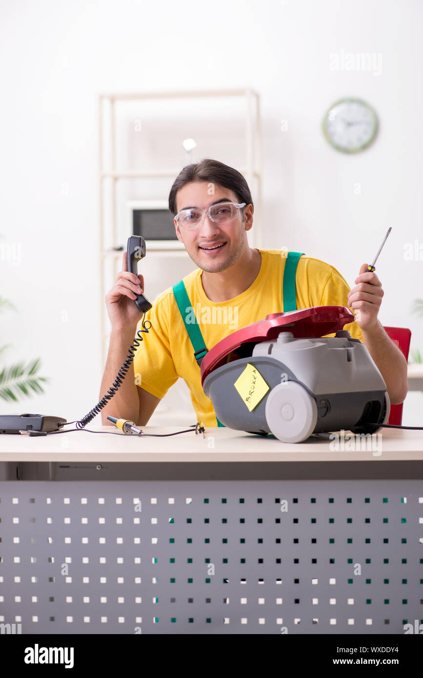 Broken vacuum cleaner hi-res stock photography and images - Alamy