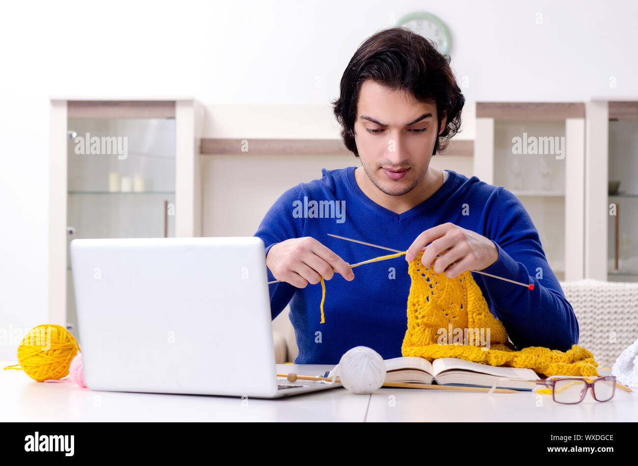 Knitting pattern book hi-res stock photography and images - Alamy