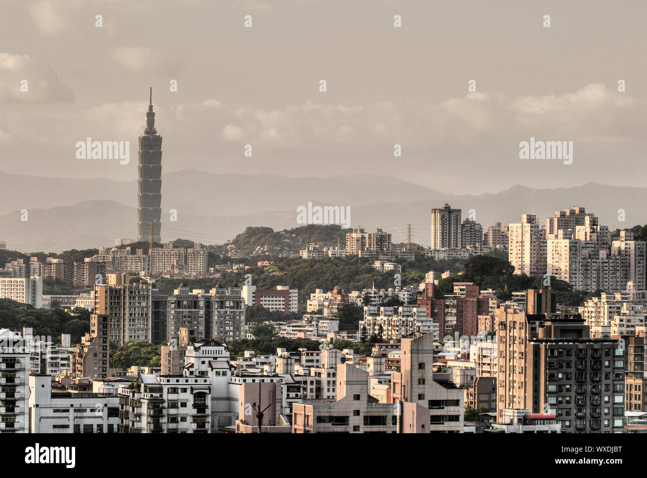 Taipei cityscape in dusk of sunset with yellow color Stock Photo - Alamy
