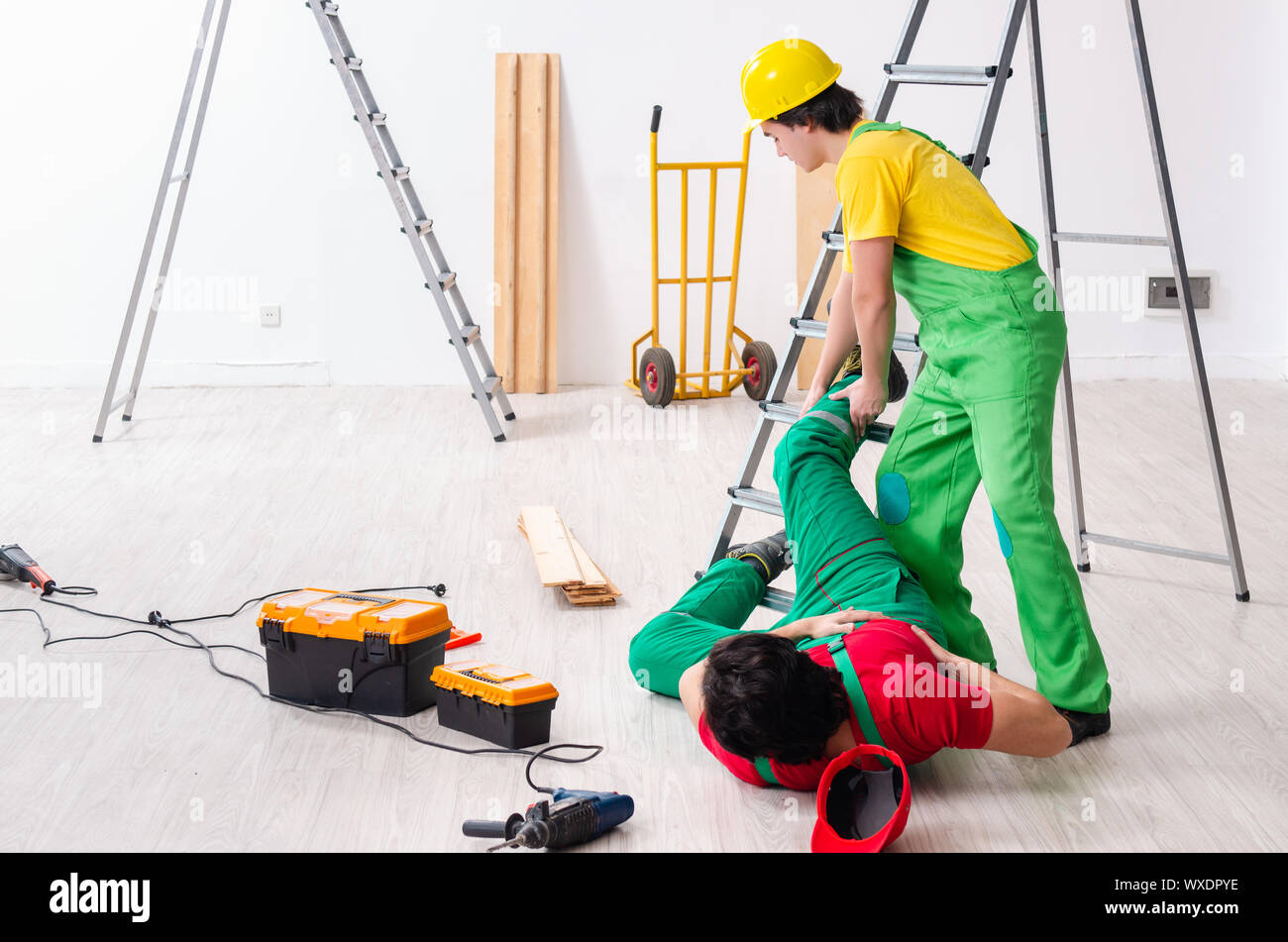 Accident ins hi-res stock photography and images - Alamy