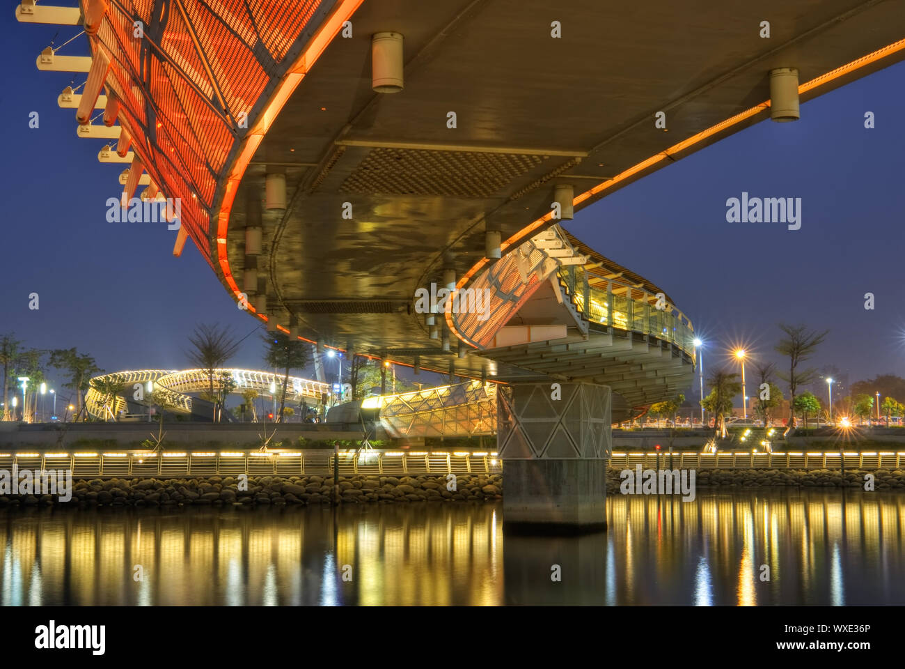 Asia taiwan view suspension bridge hi-res stock photography and images ...