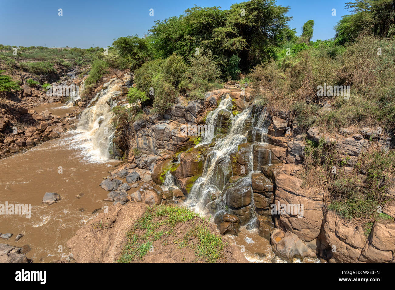 Rock awash hi-res stock photography and images - Alamy
