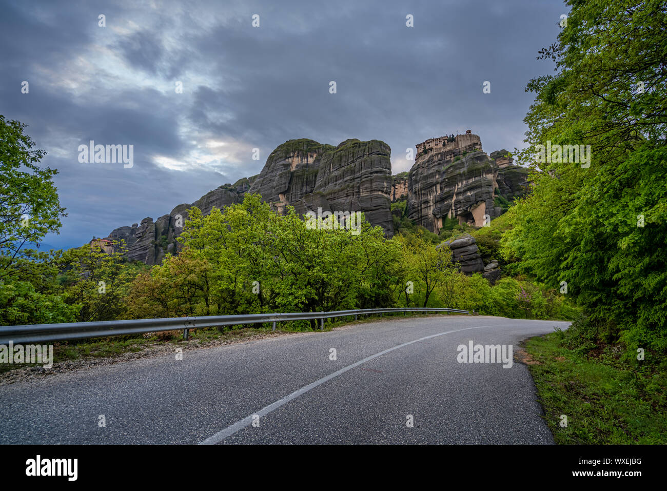 Twisting and turning hi-res stock photography and images - Alamy