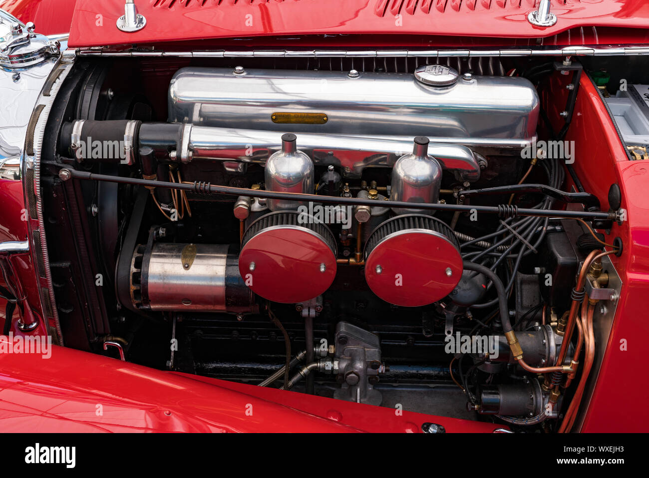 engine block of a 1938 Jaguar SS 100 old timer sports car in detail ...