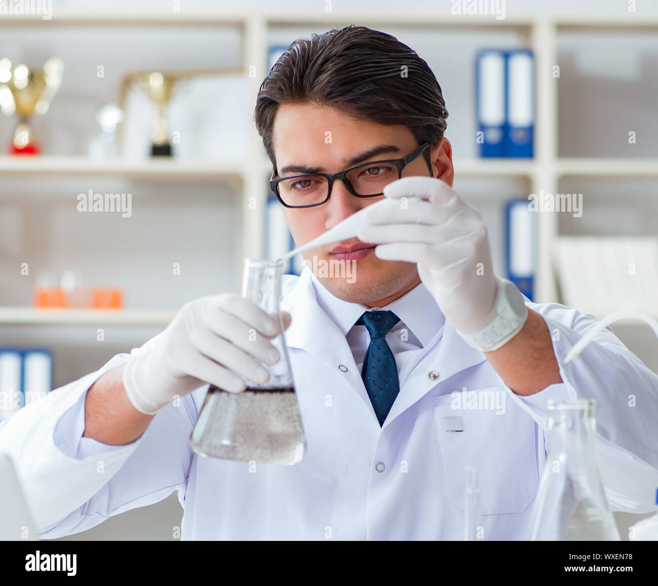 Young researcher scientist doing a water test contamination expe Stock ...