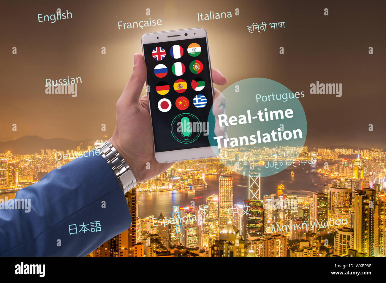 Concept of real time translation with smartphone app Stock Photo - Alamy