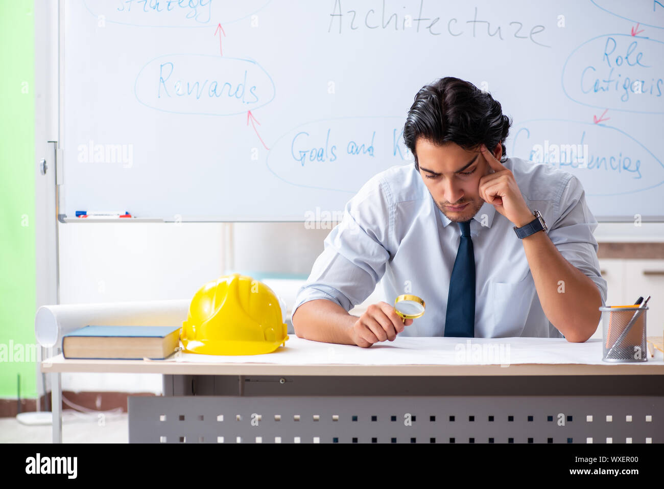 Engineer whiteboard hi-res stock photography and images - Alamy