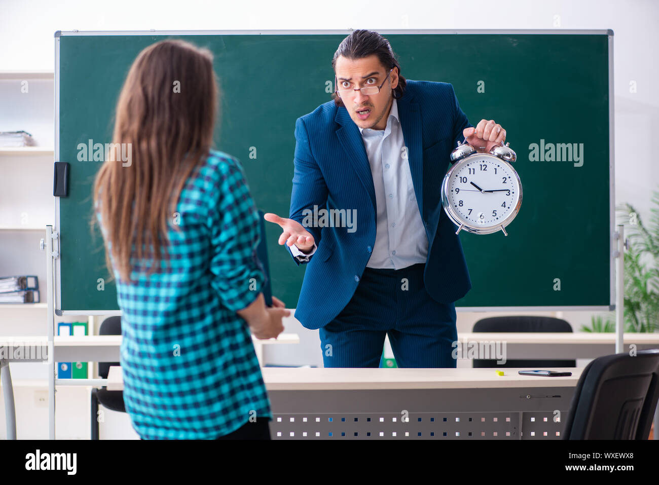 Student missing in classroom hi-res stock photography and images - Alamy