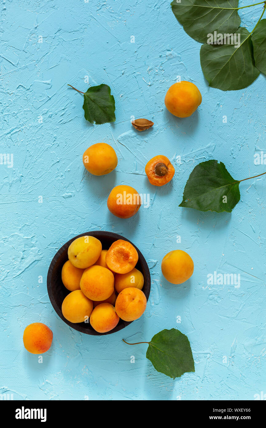 Apricot color hi-res stock photography and images - Alamy