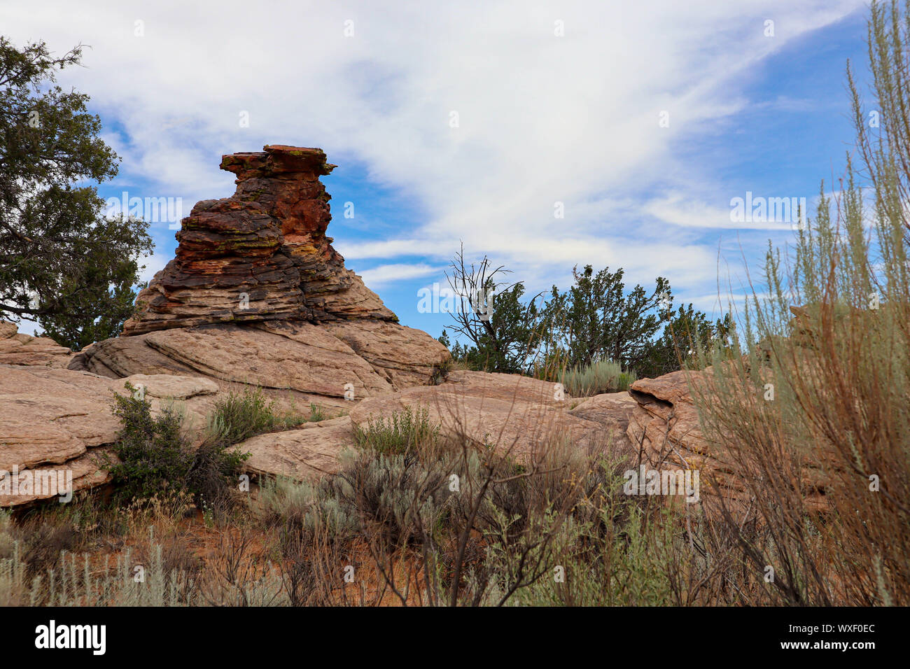 Moss covered rock formation hi-res stock photography and images - Alamy