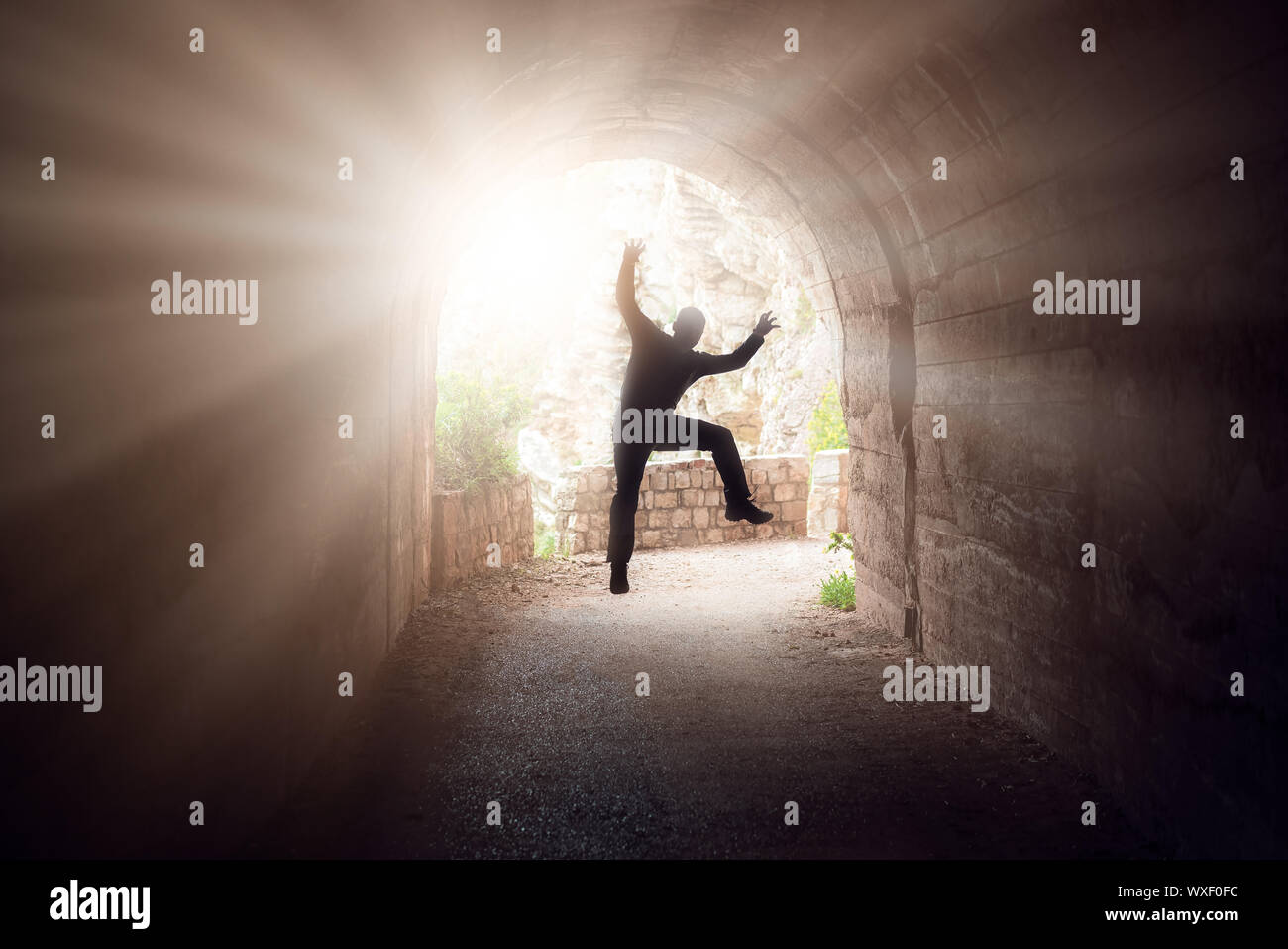 Pathway rays light tunnel hi-res stock photography and images - Alamy