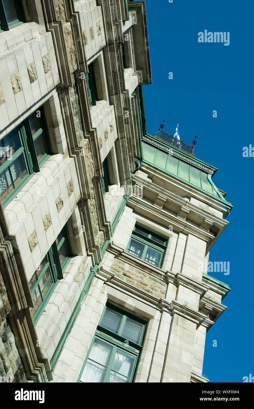 Restaured building hi-res stock photography and images - Alamy