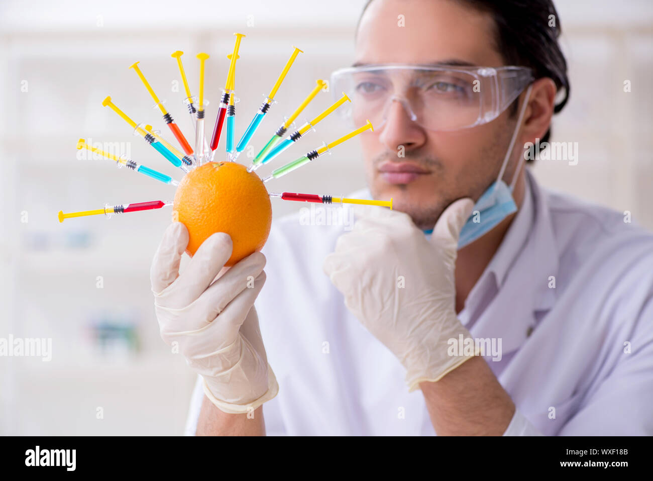 Expert nutritionist hi-res stock photography and images - Alamy