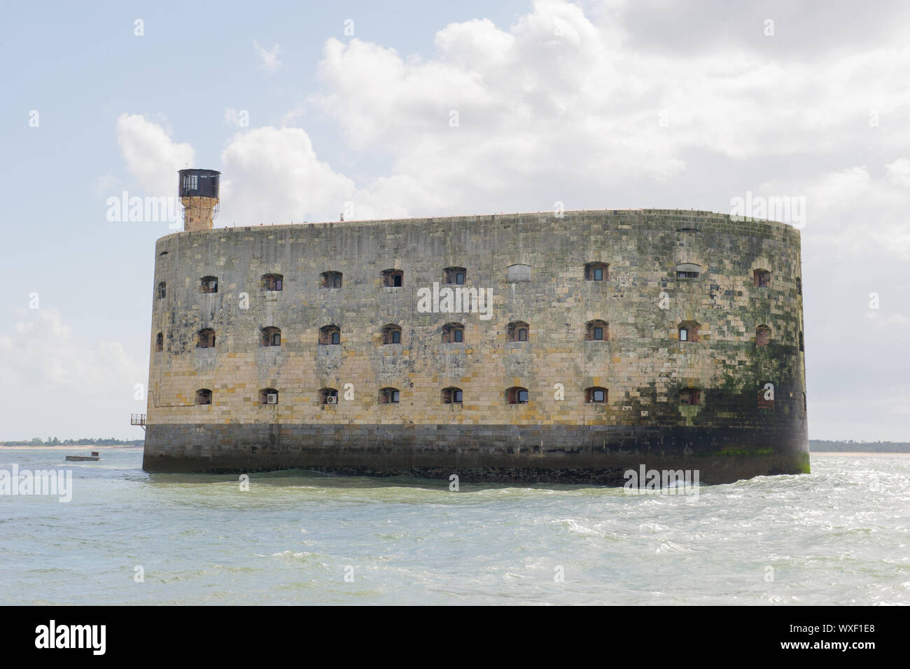 Fort boyard tv hi-res stock photography and images - Alamy