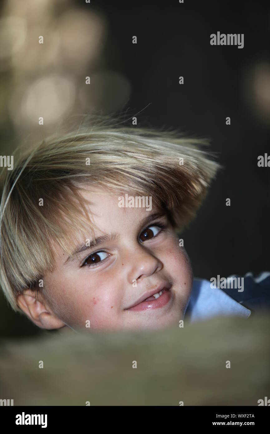 Boy with bowl haircut hi-res stock photography and images - Alamy