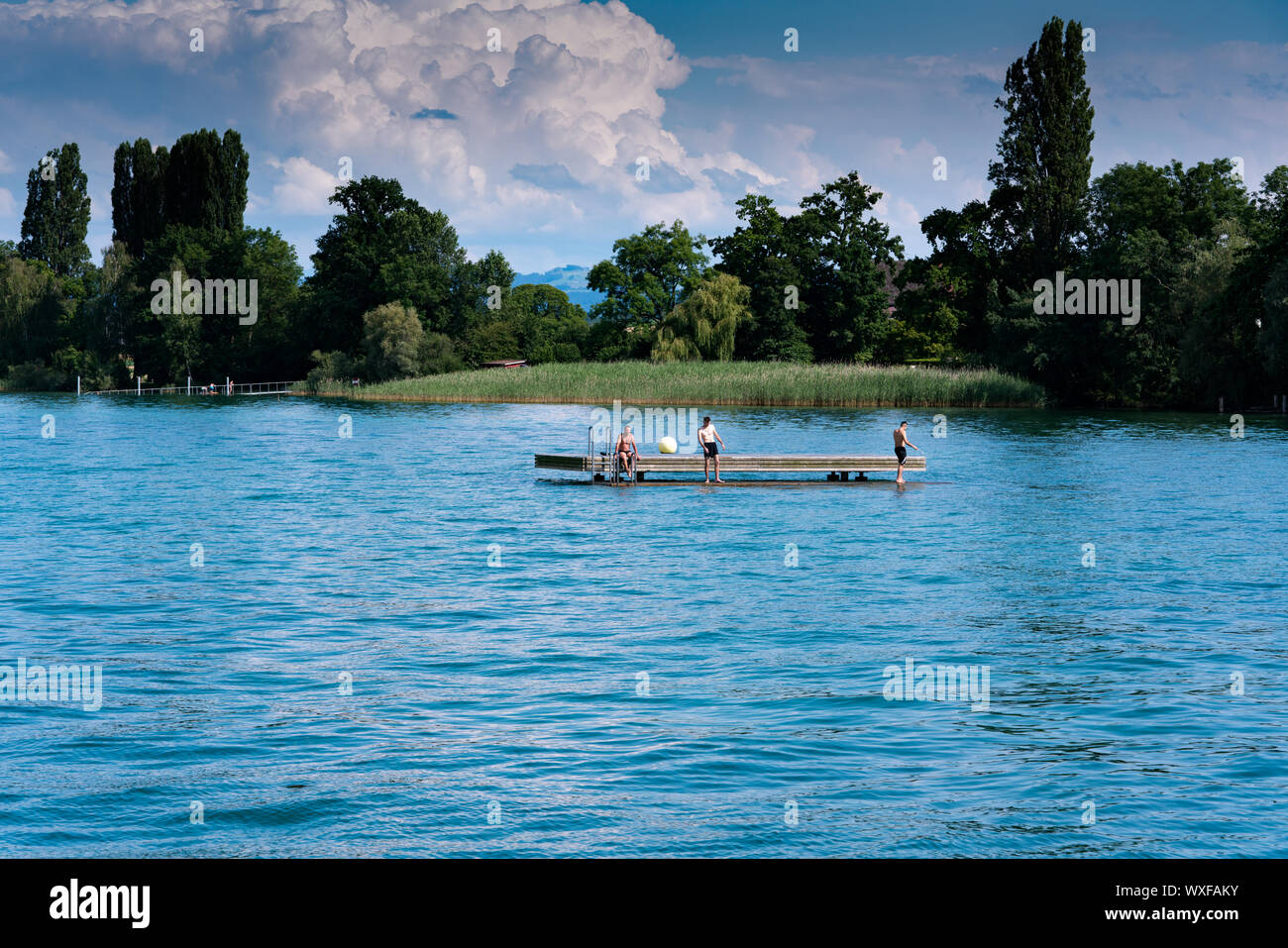 Swim platform hi-res stock photography and images - Alamy