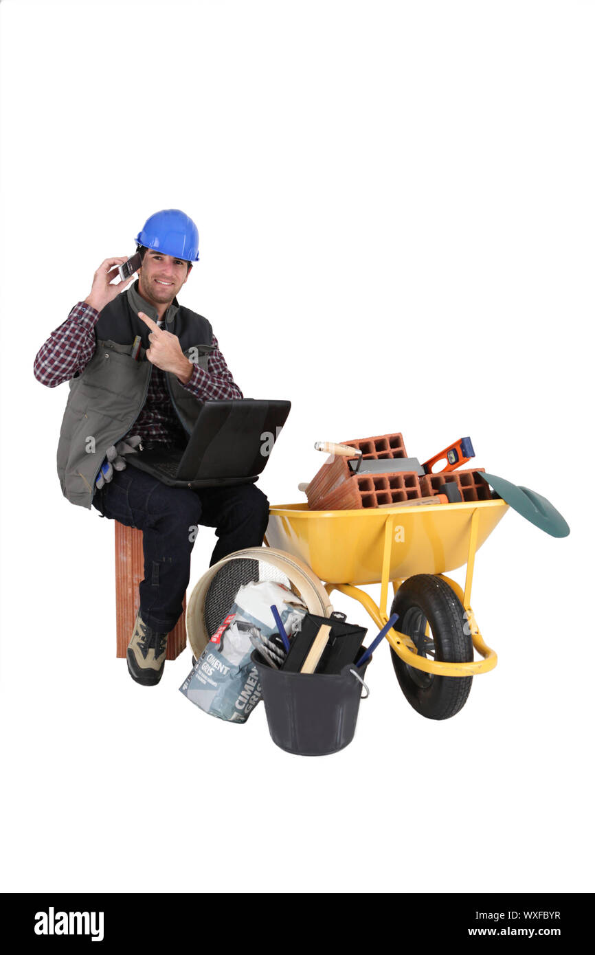 Sitting bricklayer hi-res stock photography and images - Alamy