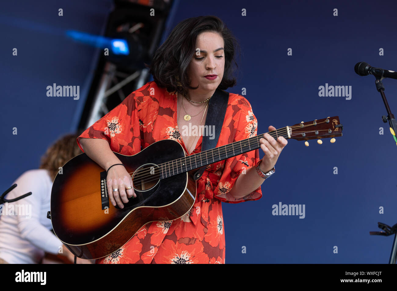 Crossfire hi-res stock photography and images - Alamy