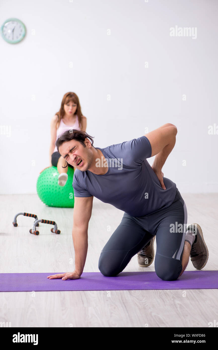 Athlete feeling sick hi-res stock photography and images - Alamy