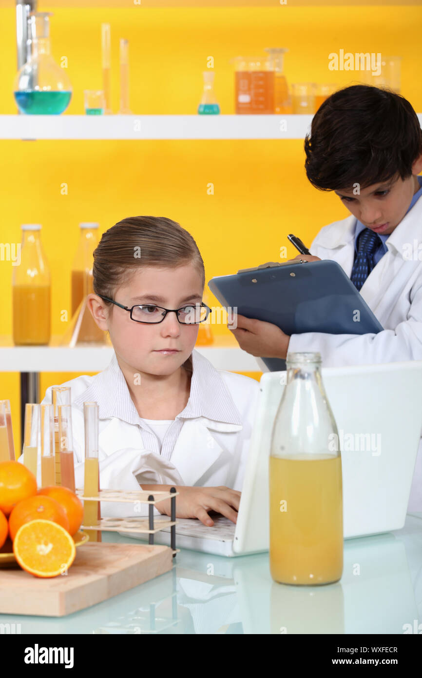 Children in the laboratory Stock Photo - Alamy