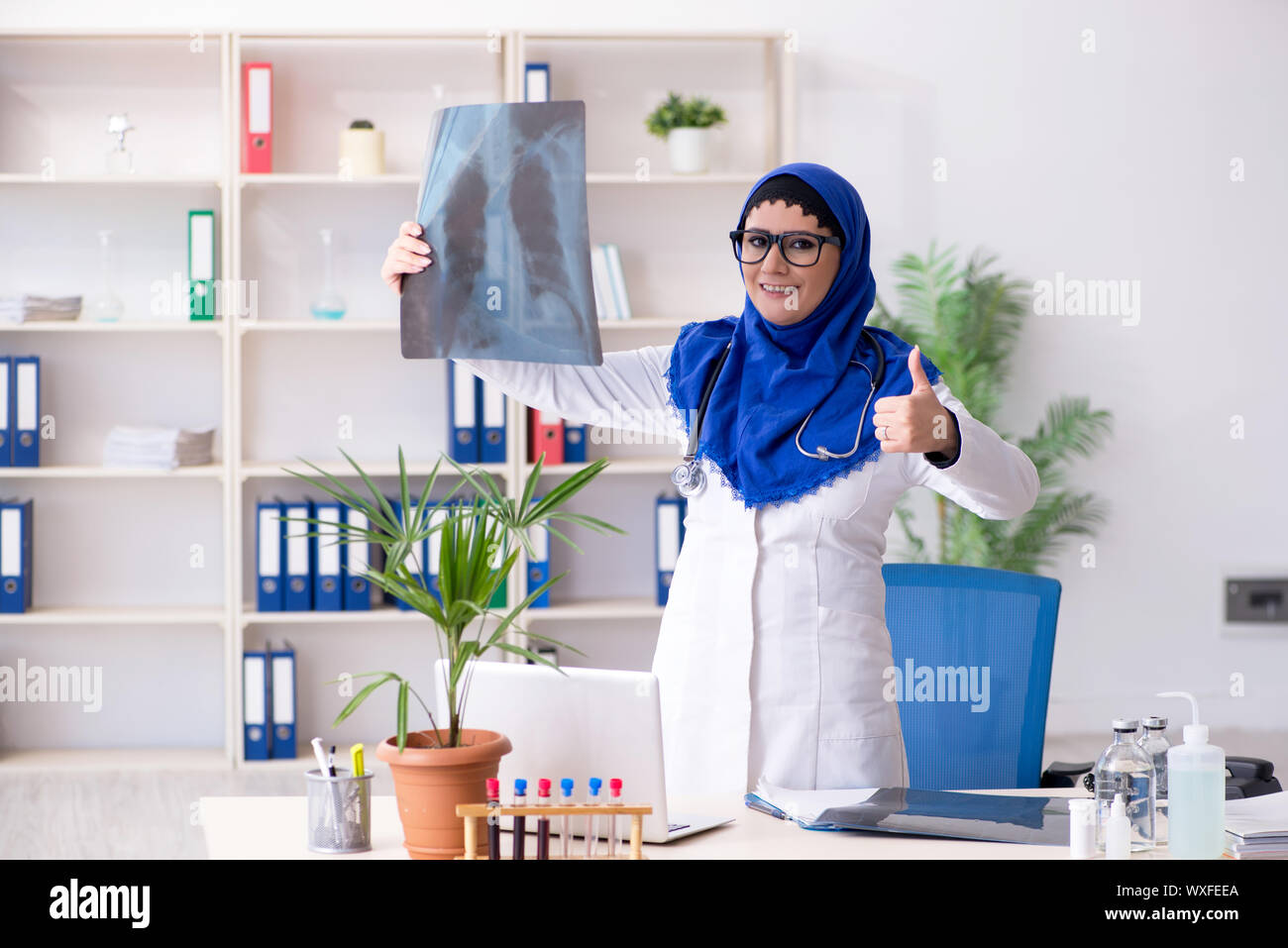 Female doctor in hijab working in the hospital Stock Photo - Alamy