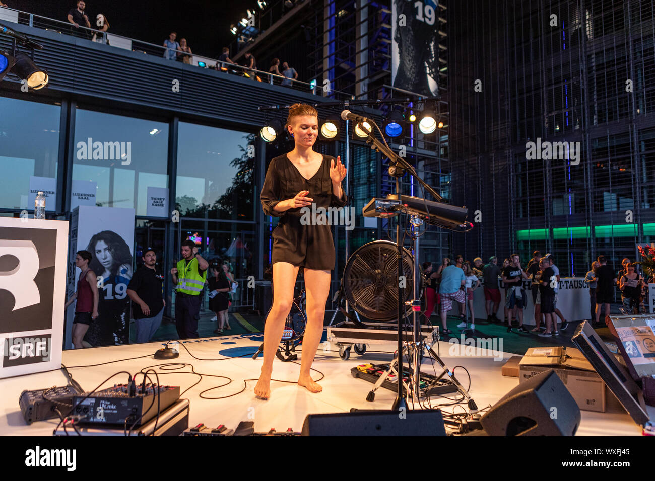 Laura fink hi-res stock photography and images - Alamy