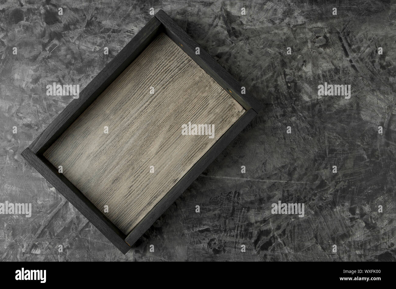 Box stands hi-res stock photography and images - Alamy