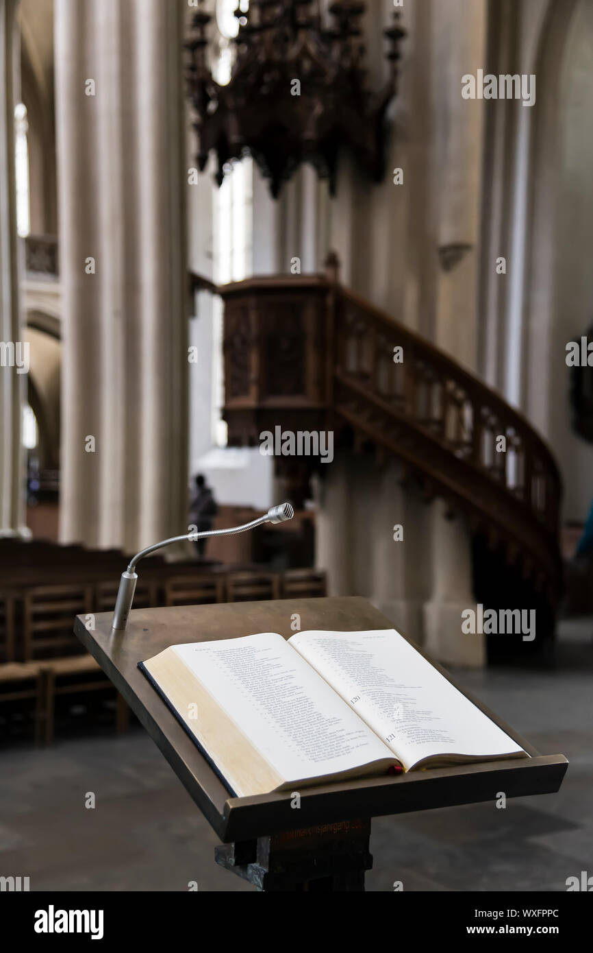 Picture of wooden lectern in church Stock Photo - Alamy