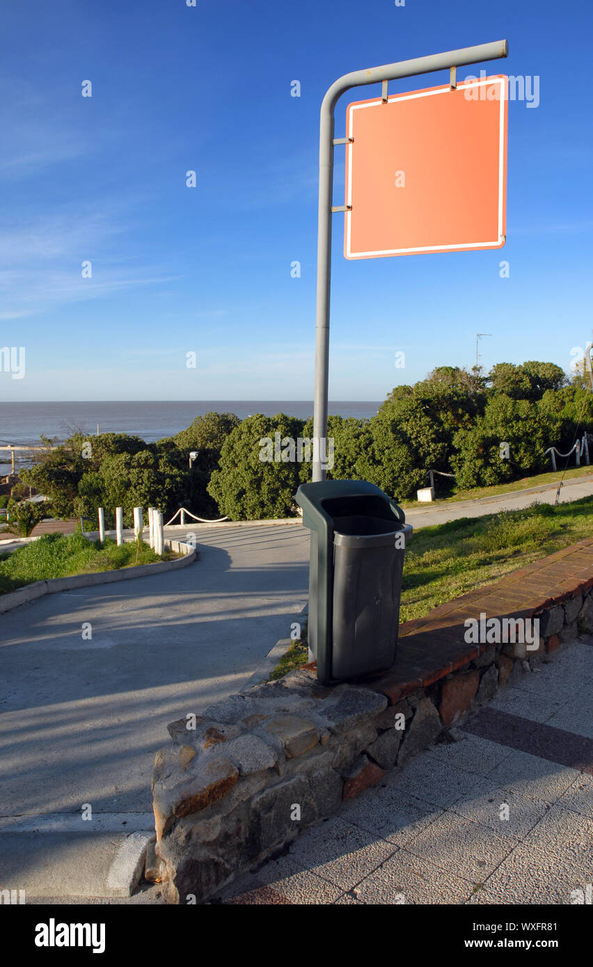 Empty Signage High Resolution Stock Photography and Images - Alamy