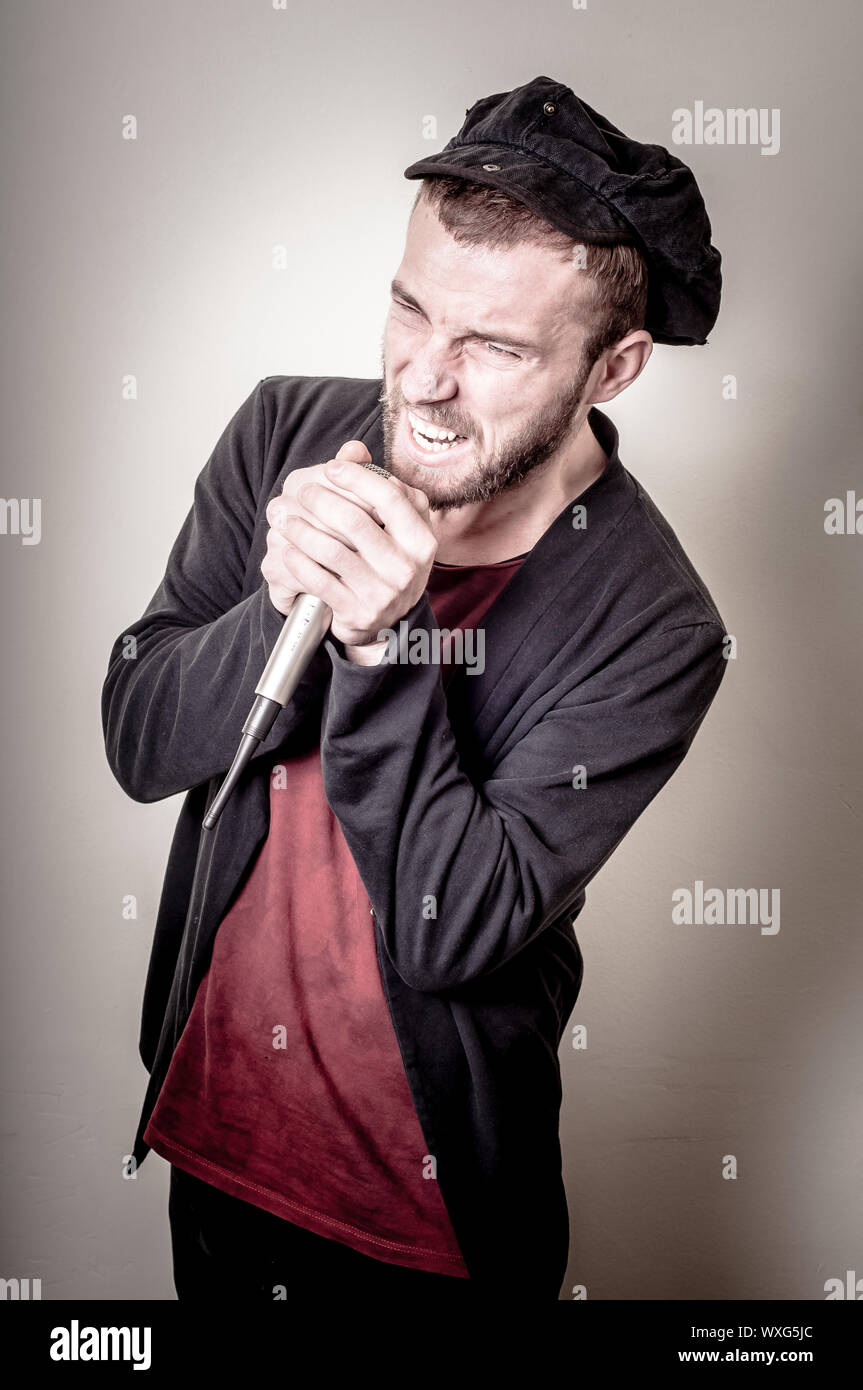 Stylish singer hi-res stock photography and images - Alamy