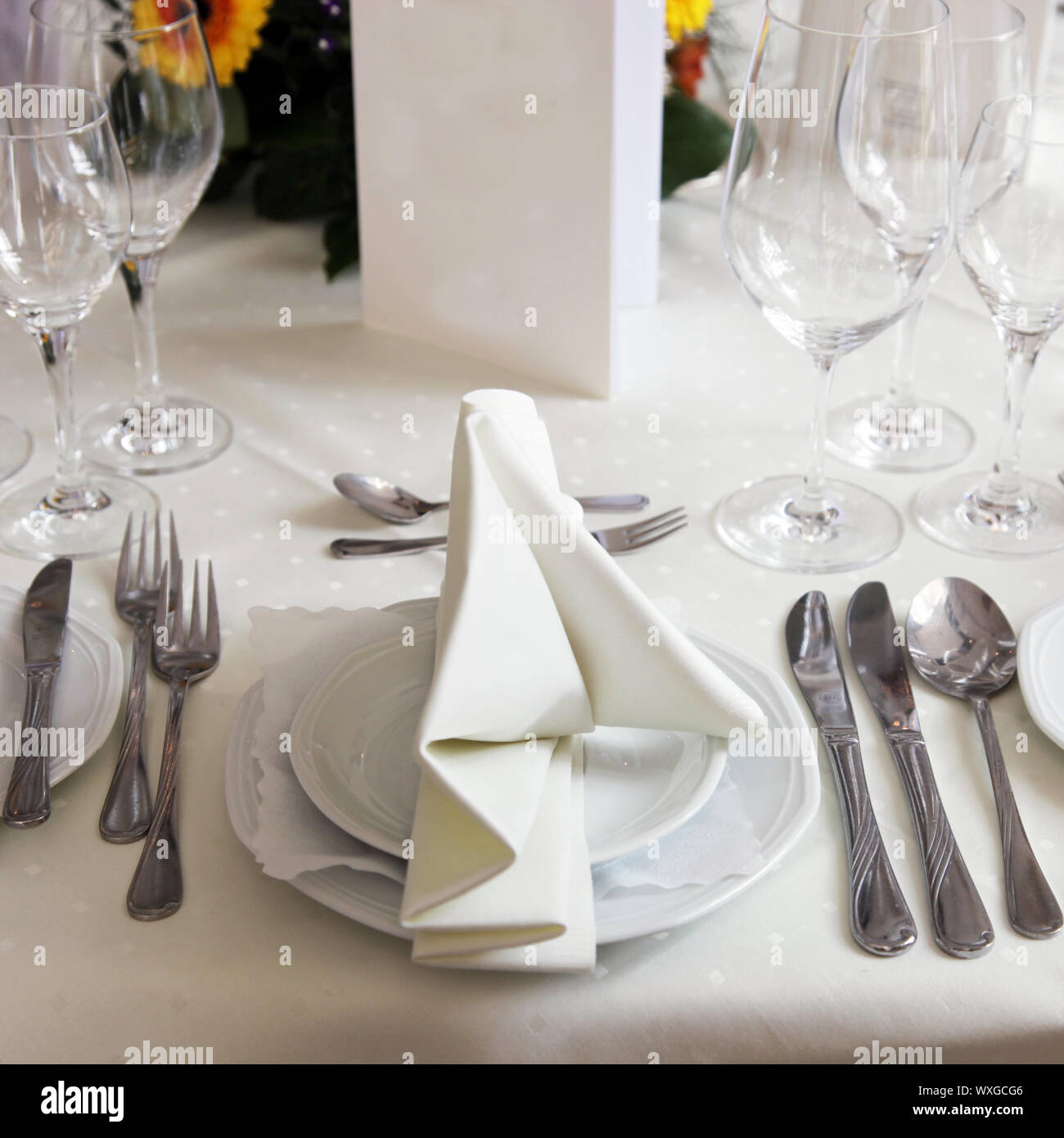 Table set for a formal dinner celebration Stock Photo - Alamy