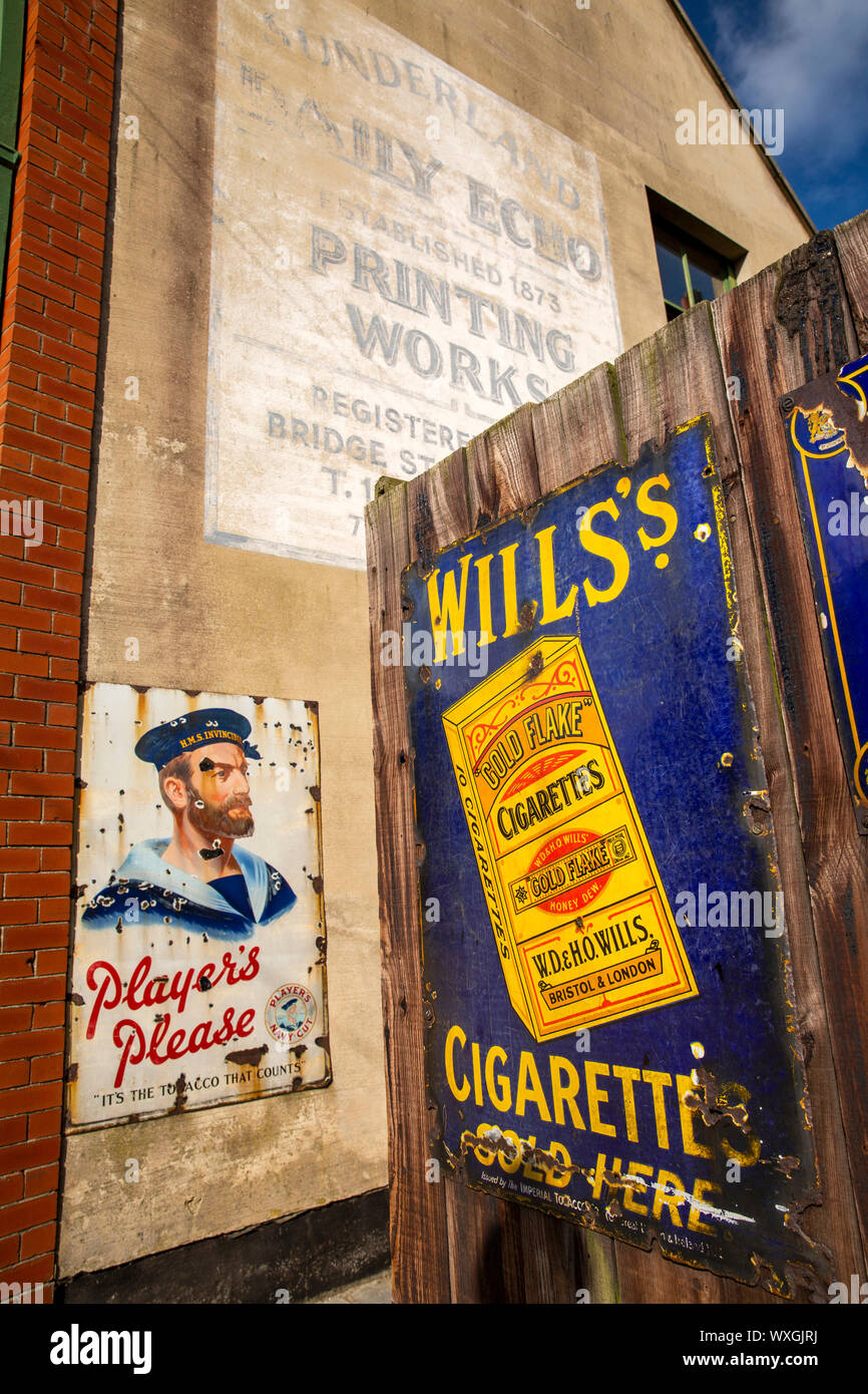 Old cigarette sign old street hi-res stock photography and images - Alamy