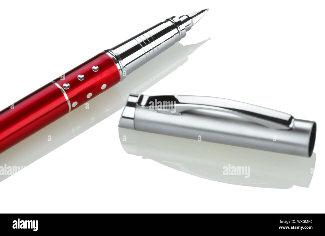 fountain pen open isolated Stock Photo - Alamy