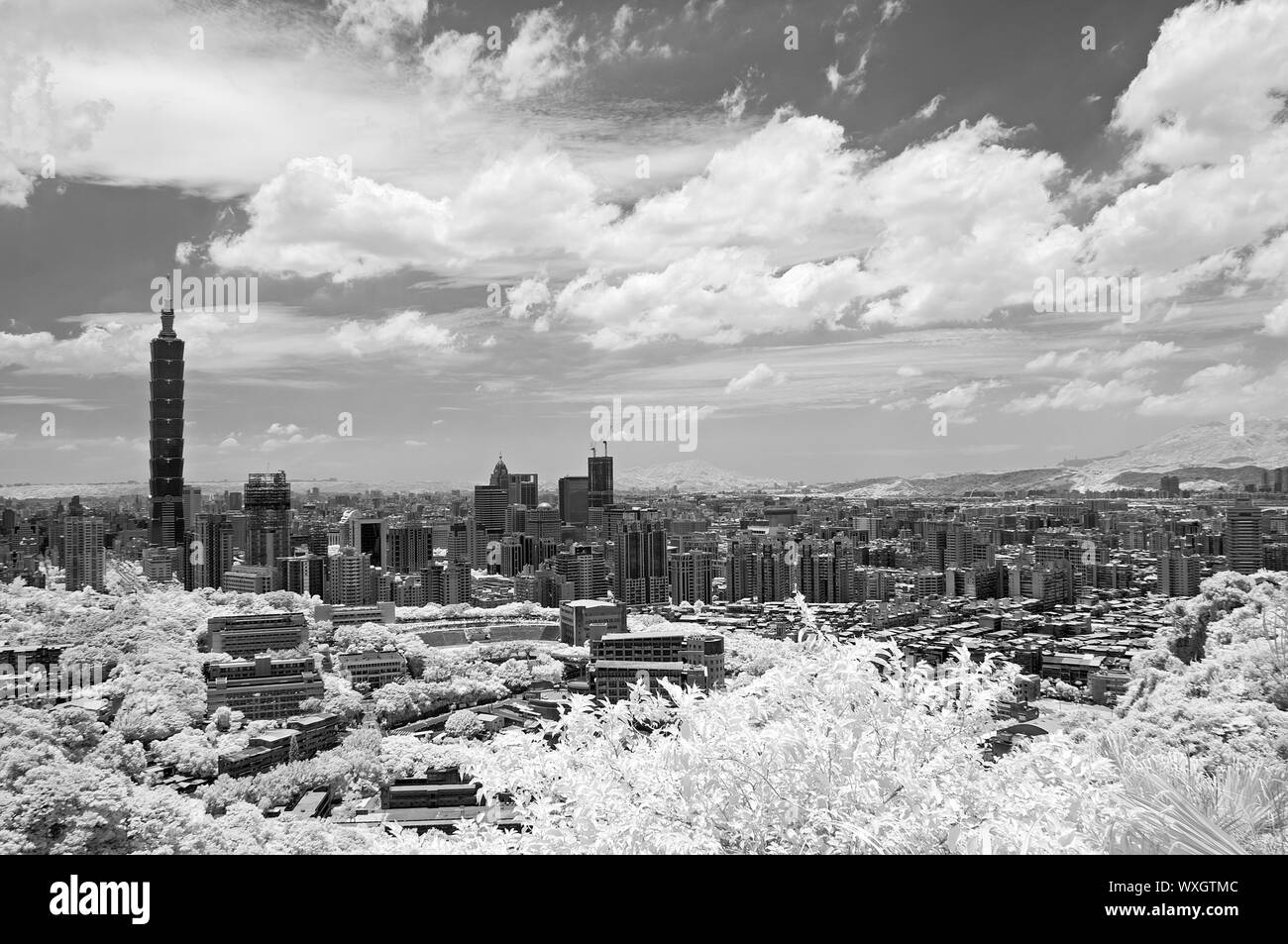 Taipei cityscape with famous landmark, 101 skyscraper under dramatic ...