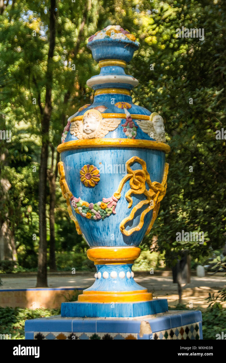 Plant Holder High Resolution Stock Photography and Images - Alamy
