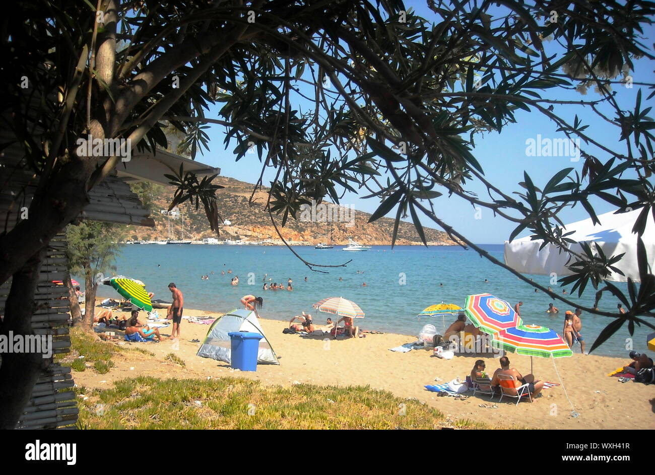 Swim island hi-res stock photography and images - Alamy