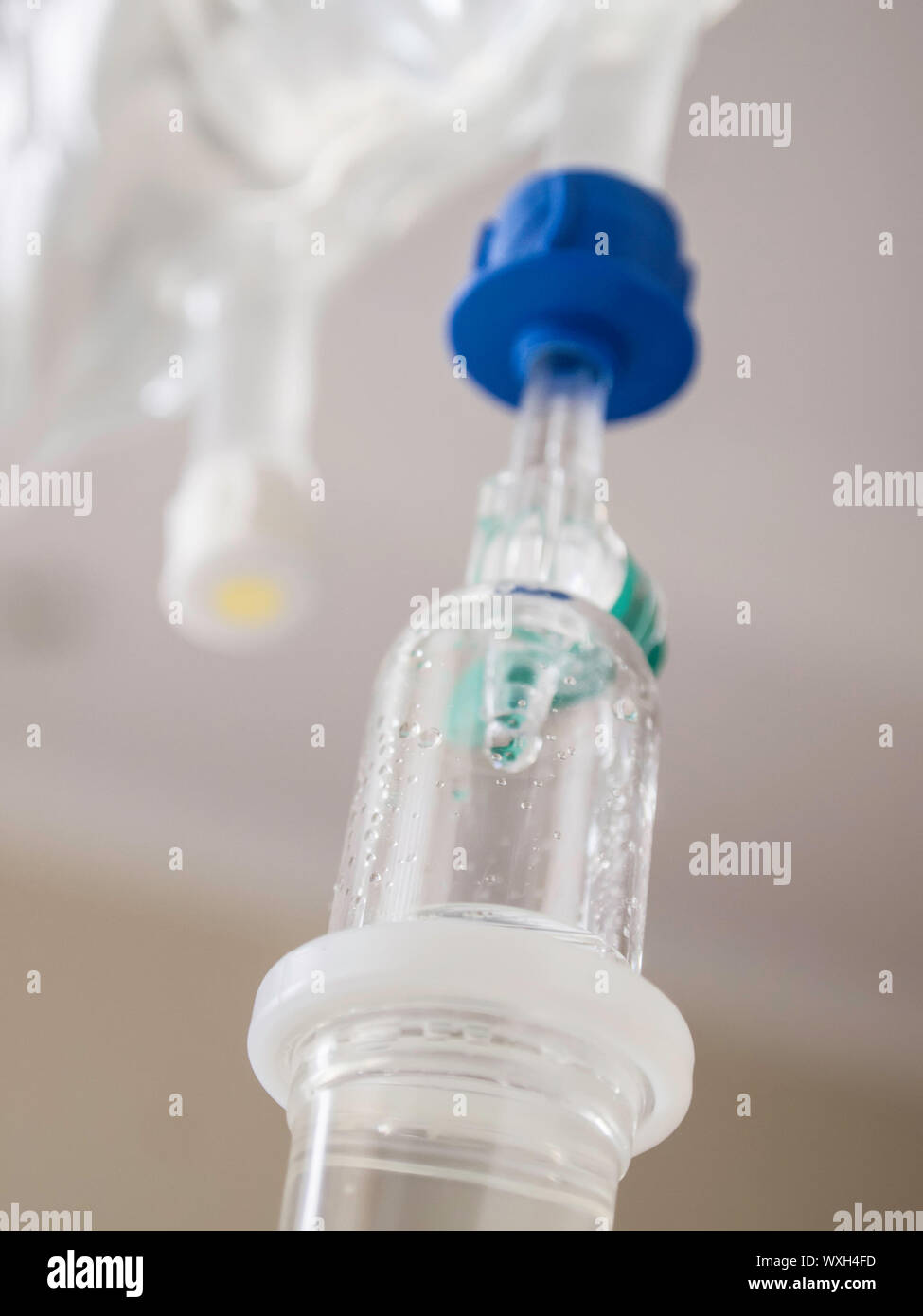 Intravenous infusion tubing hi-res stock photography and images - Alamy