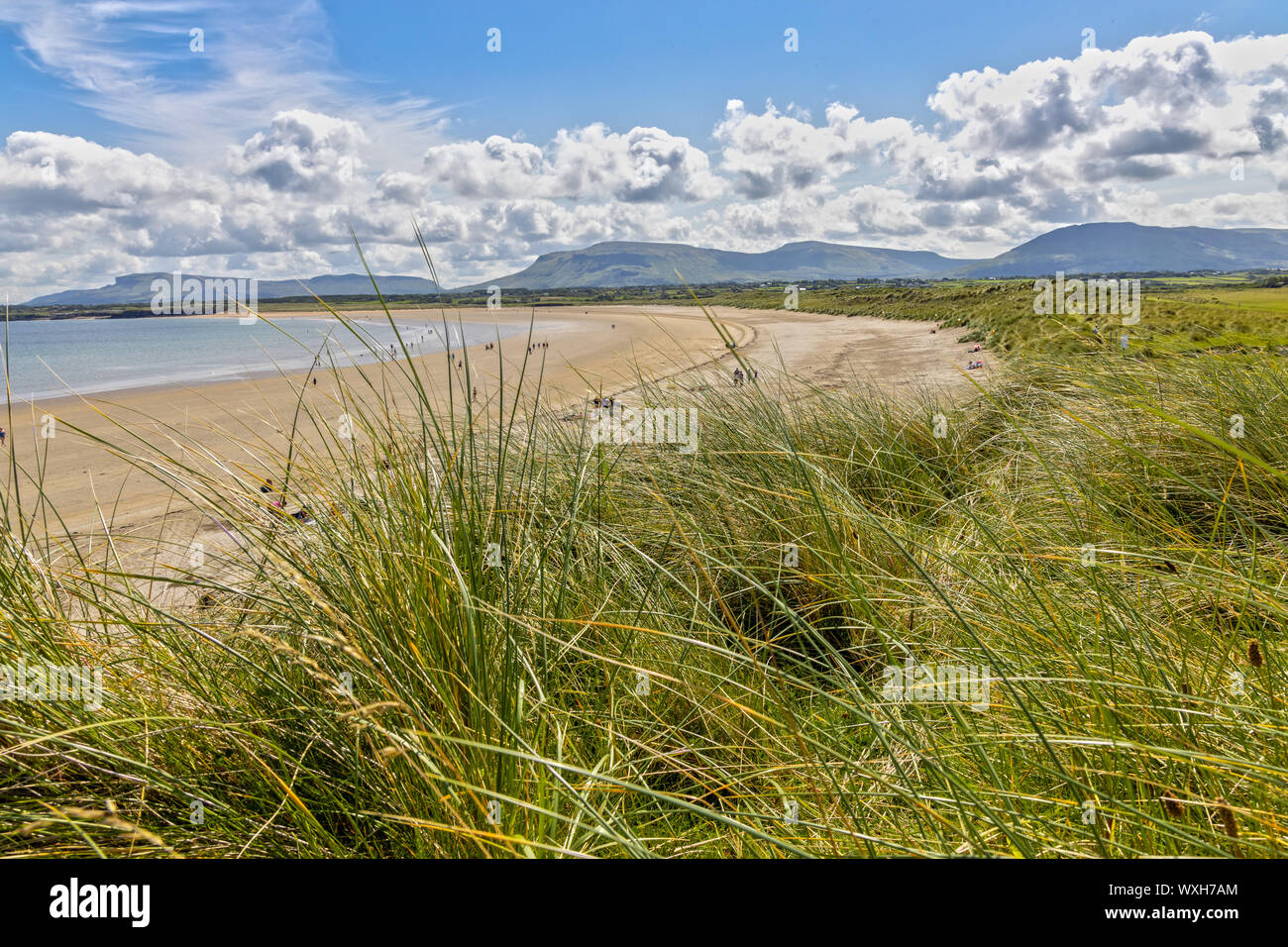 Lonely Mullaghmore Beach in County Sligo, Ireland Stock Photo - Alamy