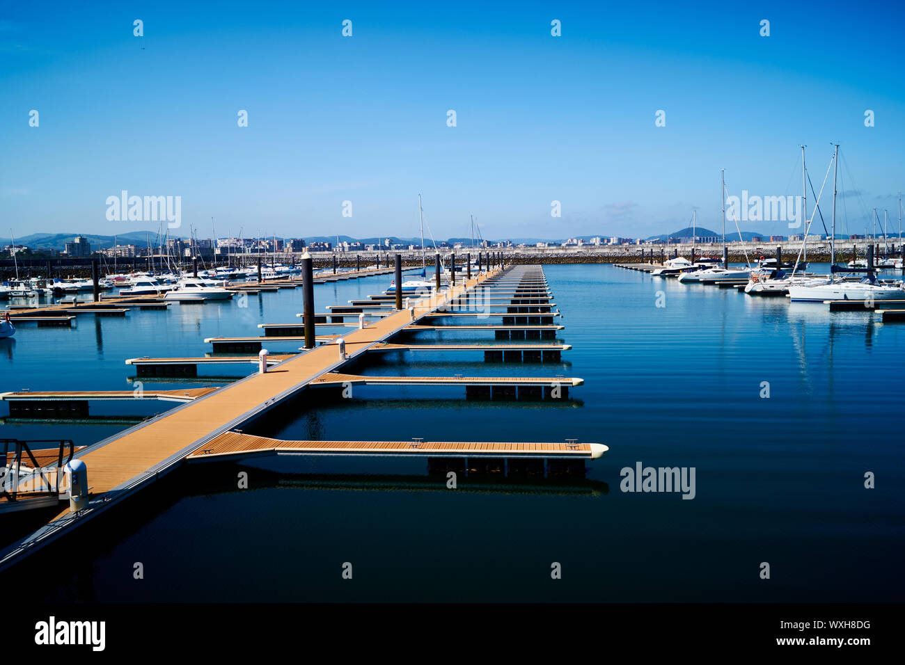 port of laredo in summer Stock Photo - Alamy