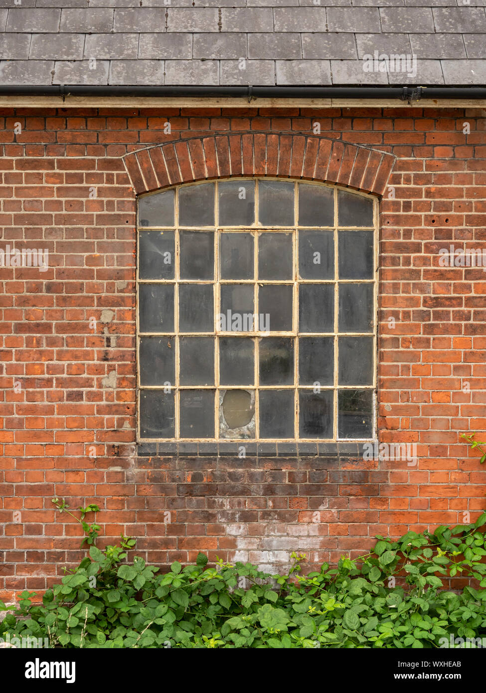 Victorian window hi-res stock photography and images - Alamy