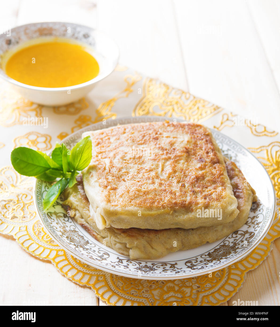 Murtabak, singapore hi-res stock photography and images - Alamy